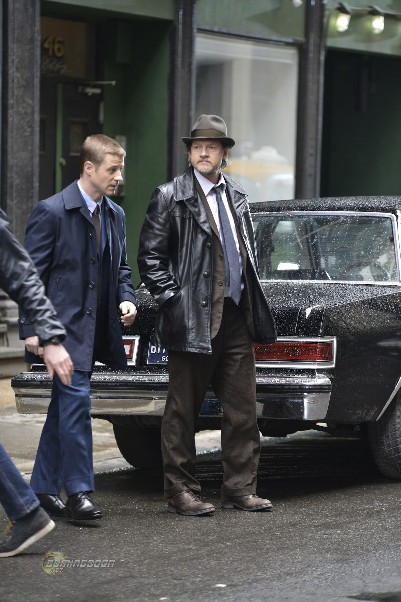 Meet the Wayne Family in New Gotham Set Photos - Comic Book Movies and ...