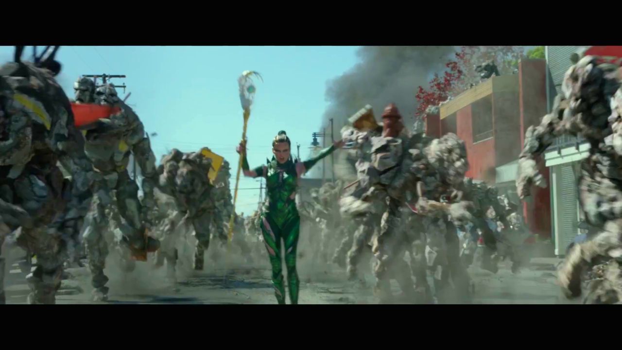 70 Screenshots from the New Power Rangers Trailer