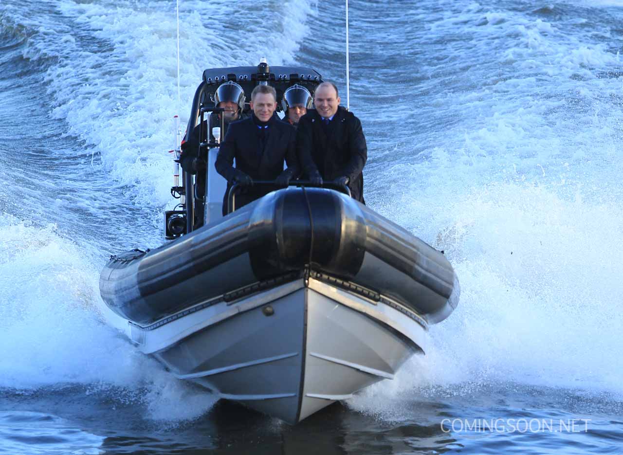 Check Out a Video and 25 Photos from the Set of Spectre! - Comic Book ...