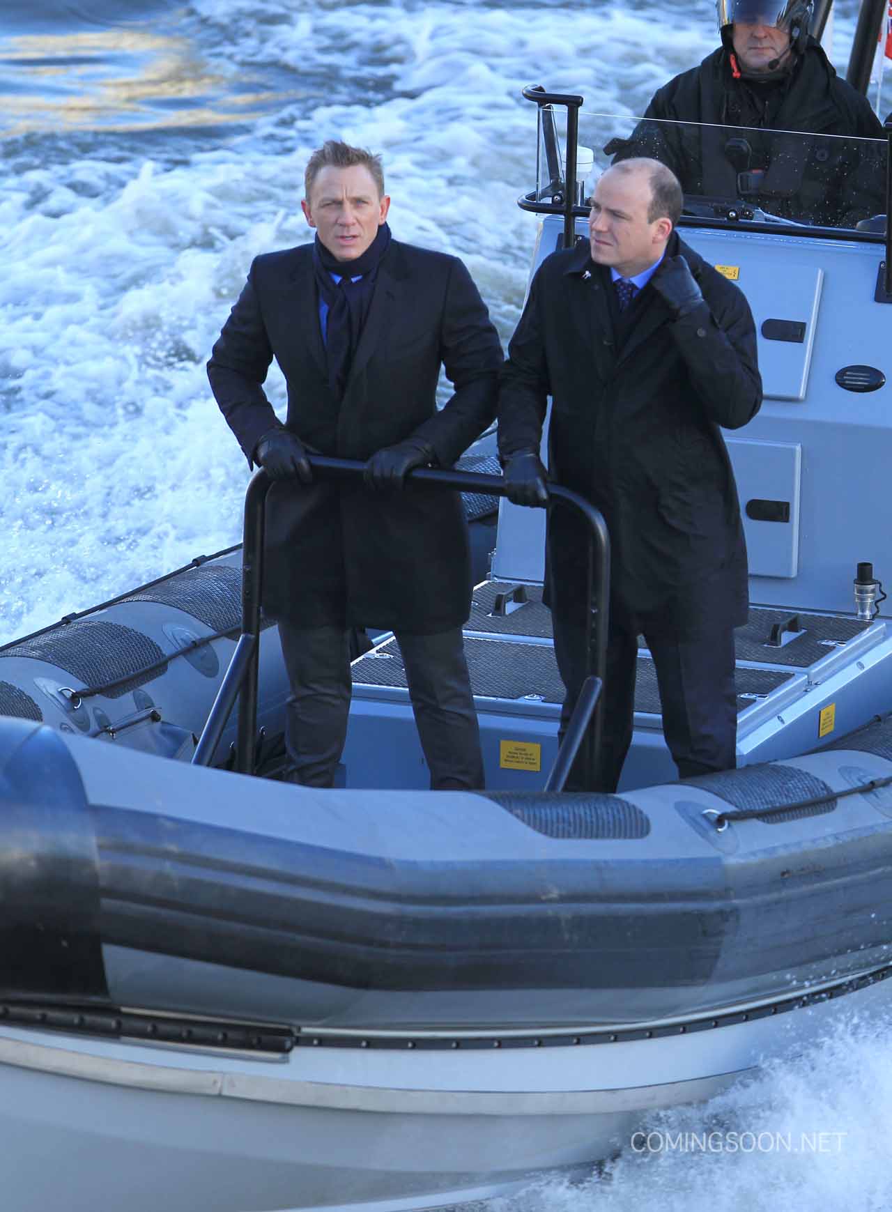 Check Out a Video and 25 Photos from the Set of Spectre! - Comic Book ...