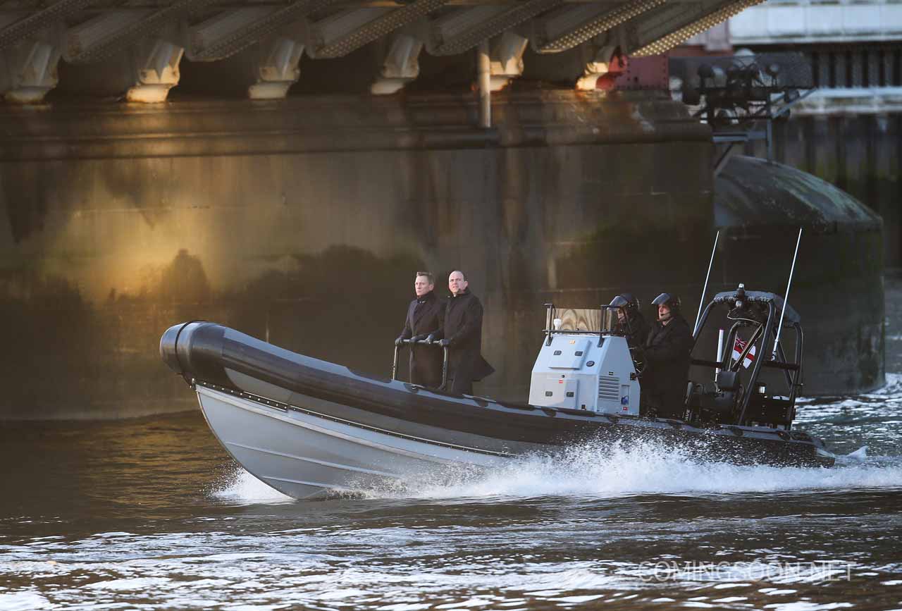 Check Out a Video and 25 Photos from the Set of Spectre! - Comic Book ...
