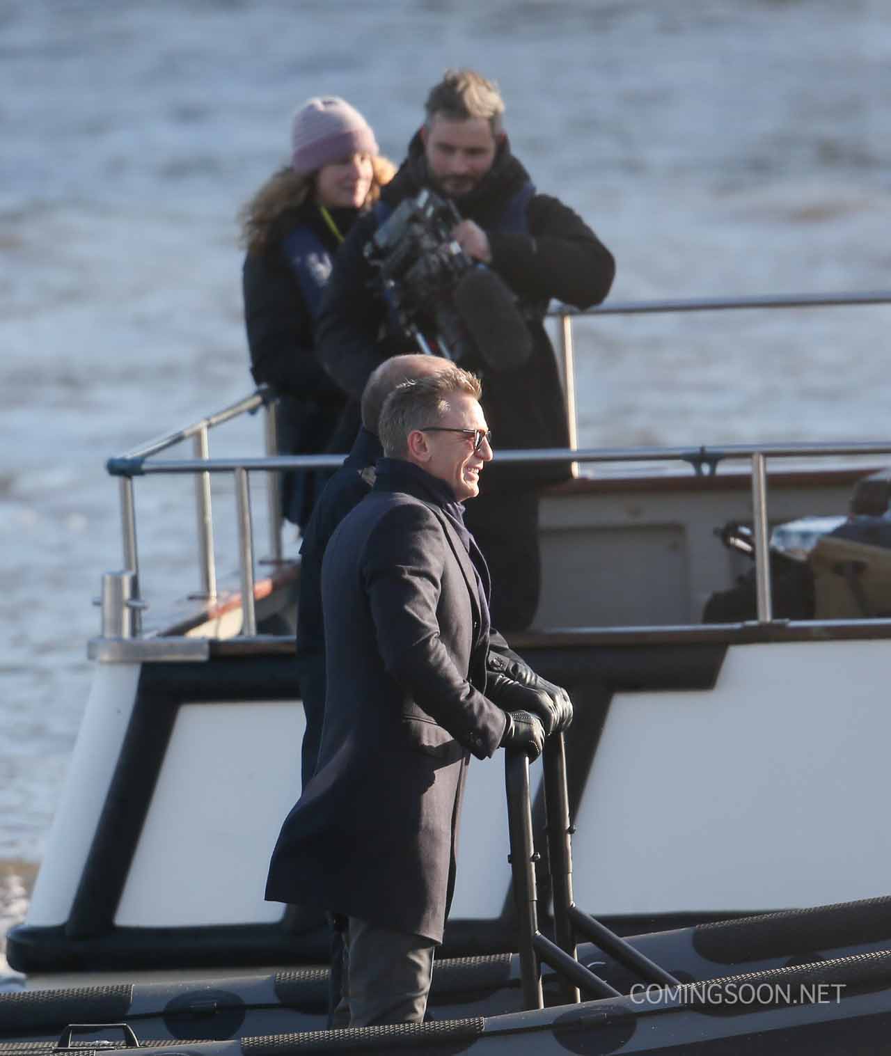 Check Out a Video and 25 Photos from the Set of Spectre! - Comic Book ...