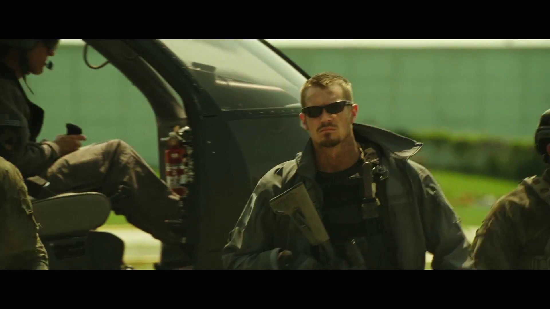 90 Screenshots from the Second Suicide Squad Trailer